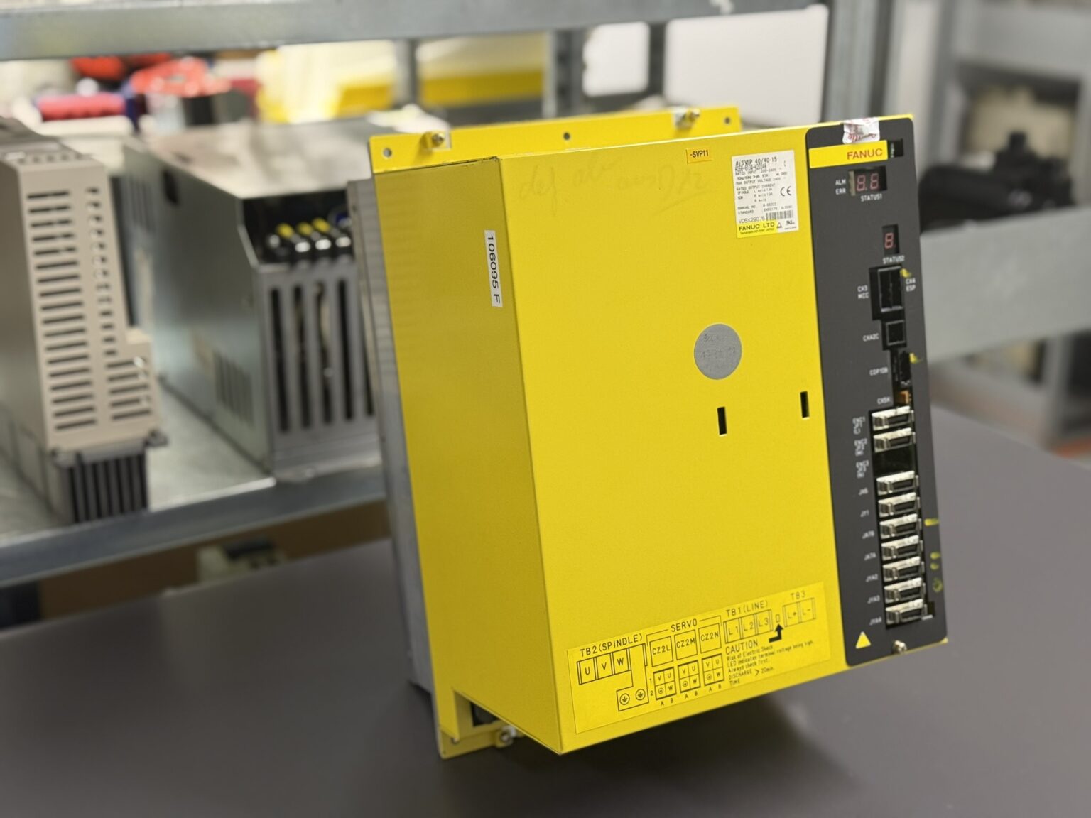 Reparatur eines Fanuc A06B-6134-H203#A Spindle- Servo Drive Unit mit ...