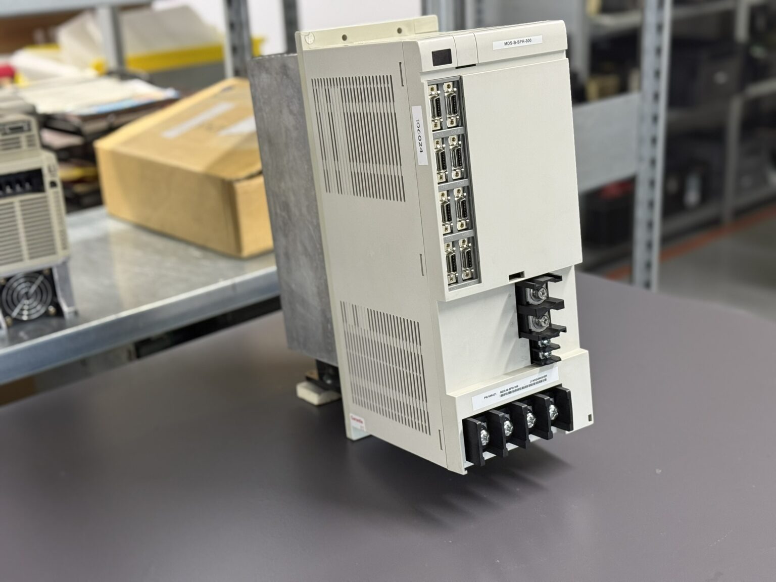 Repair of a Mitsubishi MDS-B-SPH-300 Spindle Drive Unit the Quality ...