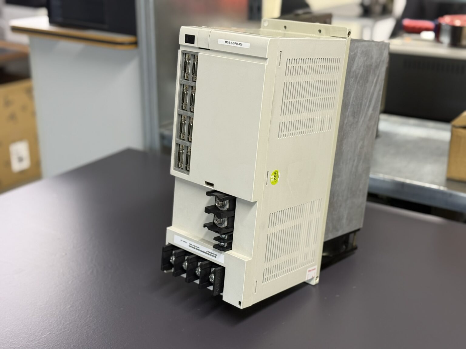 Repair of a Mitsubishi MDS-B-SPH-300 Spindle Drive Unit the Quality ...