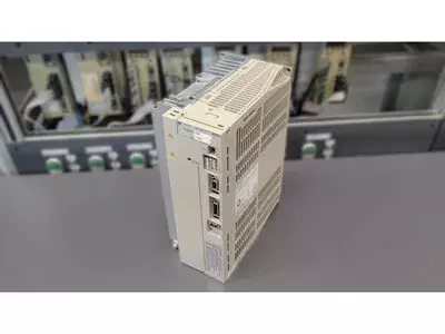 Yaskawa SGDM-20DN Ver. 7000A Servopack